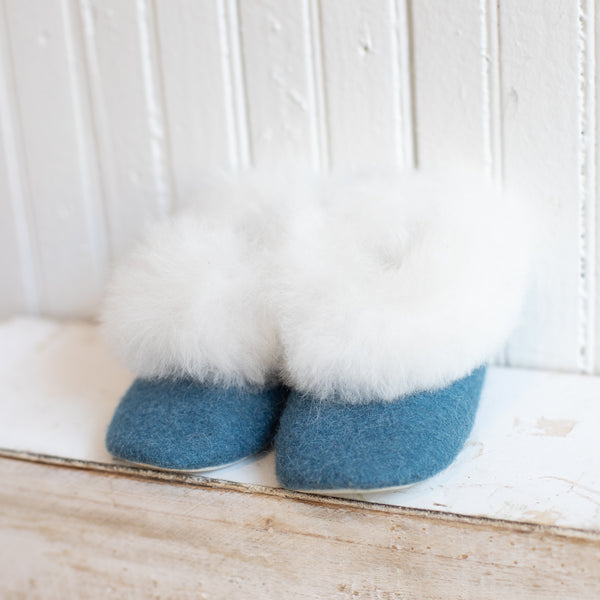 Newborn Alpaca Booties – The perfect baby gift – Fluff Alpaca